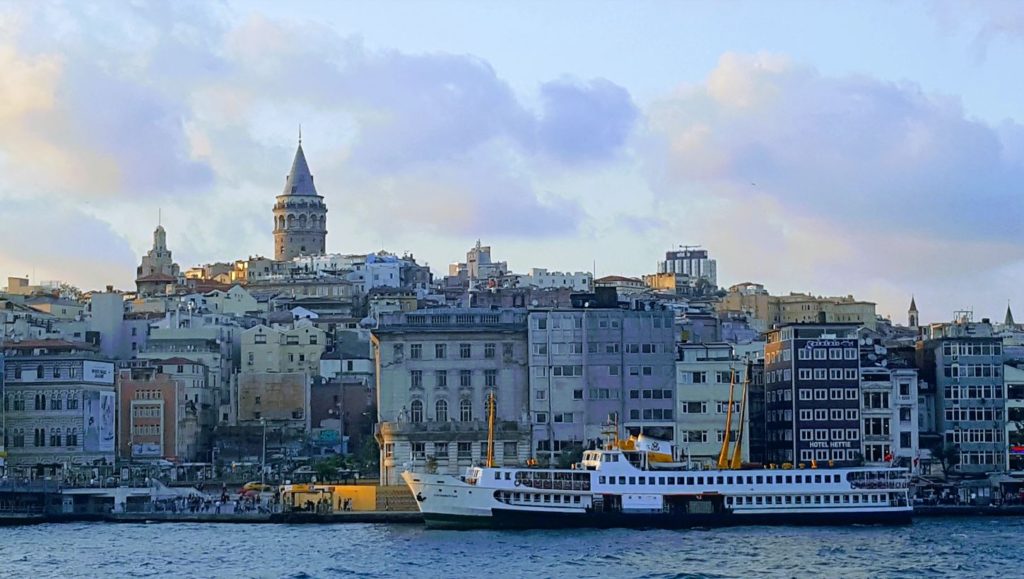 Karaköy Meydanı ve Rıhtım